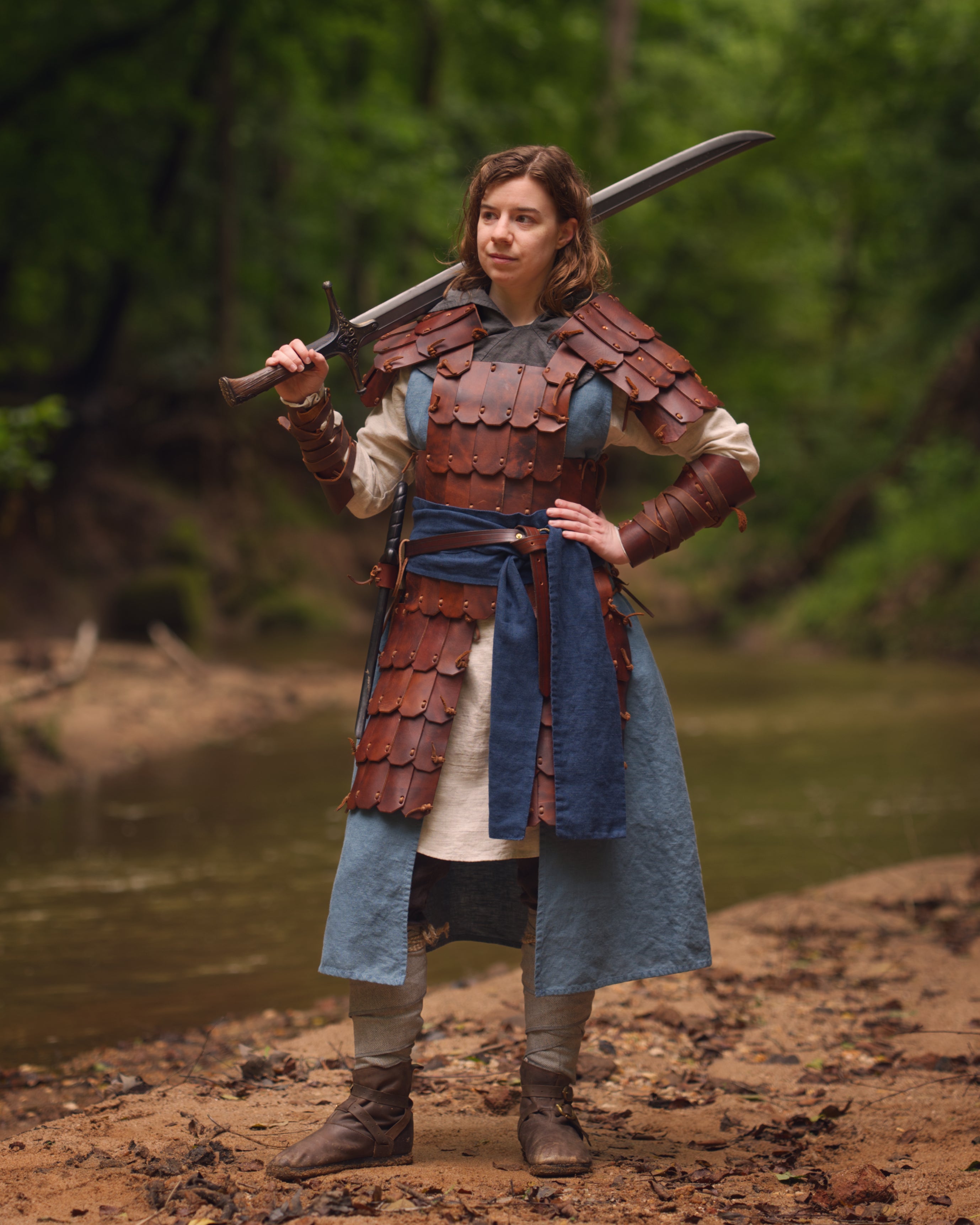 Varangian Pauldrons and Tassets – Fell & Fair